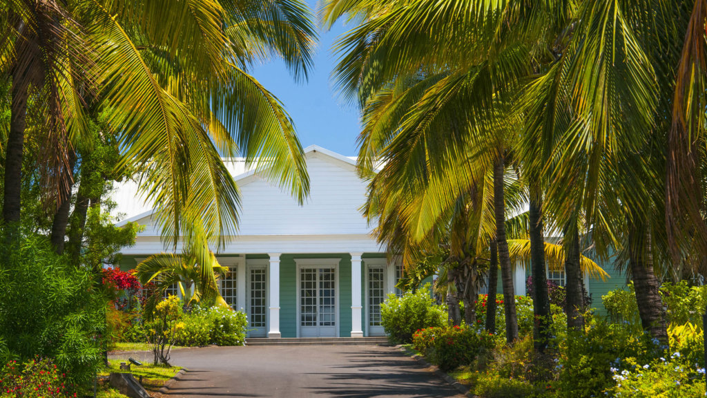 Discover the history of the Isautier distillery