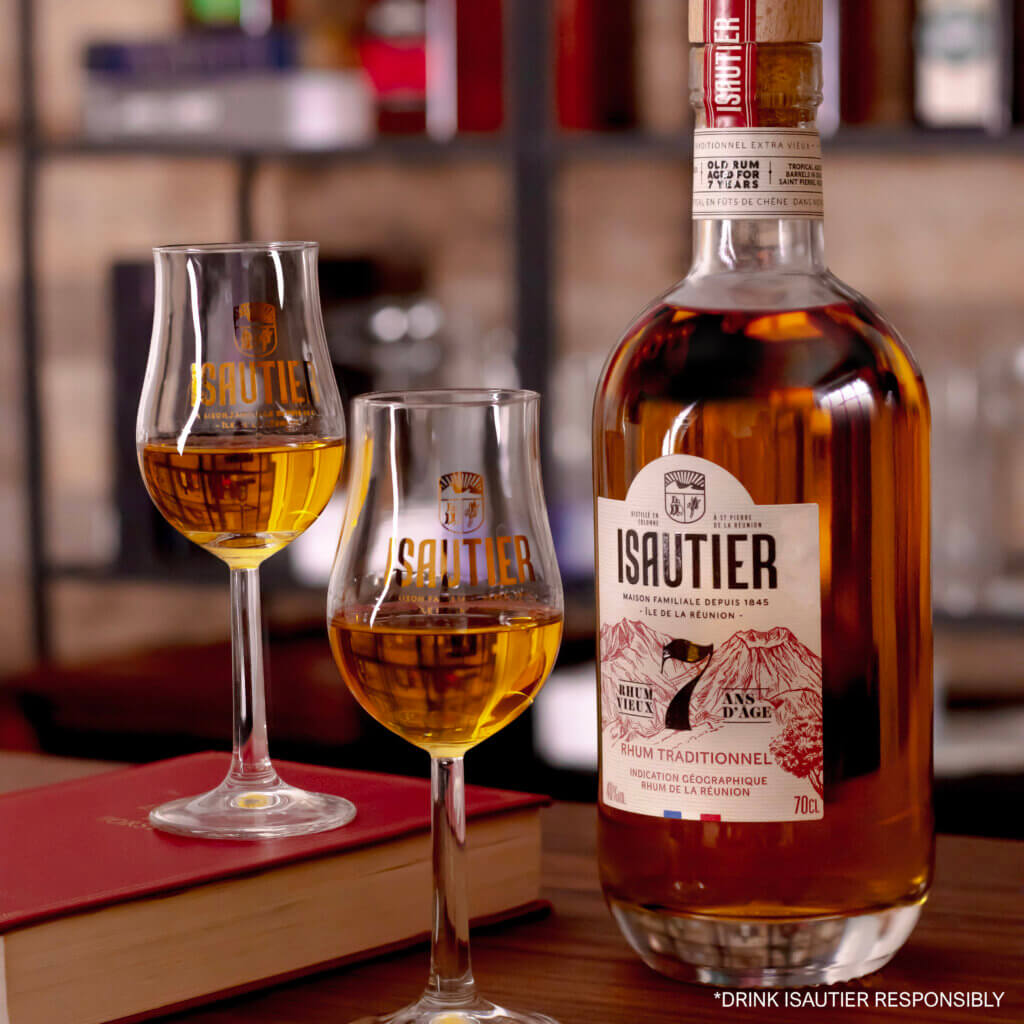 How to perform a rum tasting? Our practical guide | Isautier